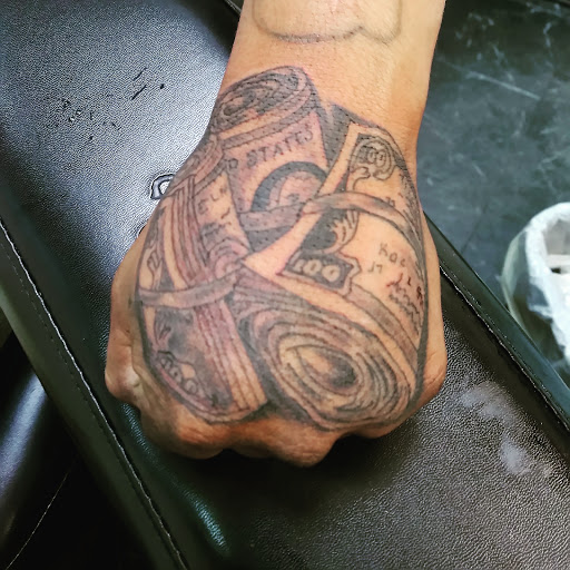 Everlasting Impressions Tattoo & Body piercings - Tattoo Specialist at ...