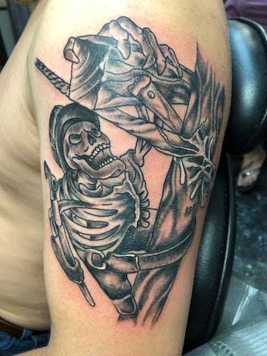 Jaded Art Collective - Tattoo Specialist at 2005 Wears Valley Rd ...